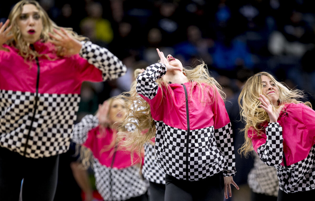 Tryouts for new Cougarettes go digital | News, Sports, Jobs - Daily Herald